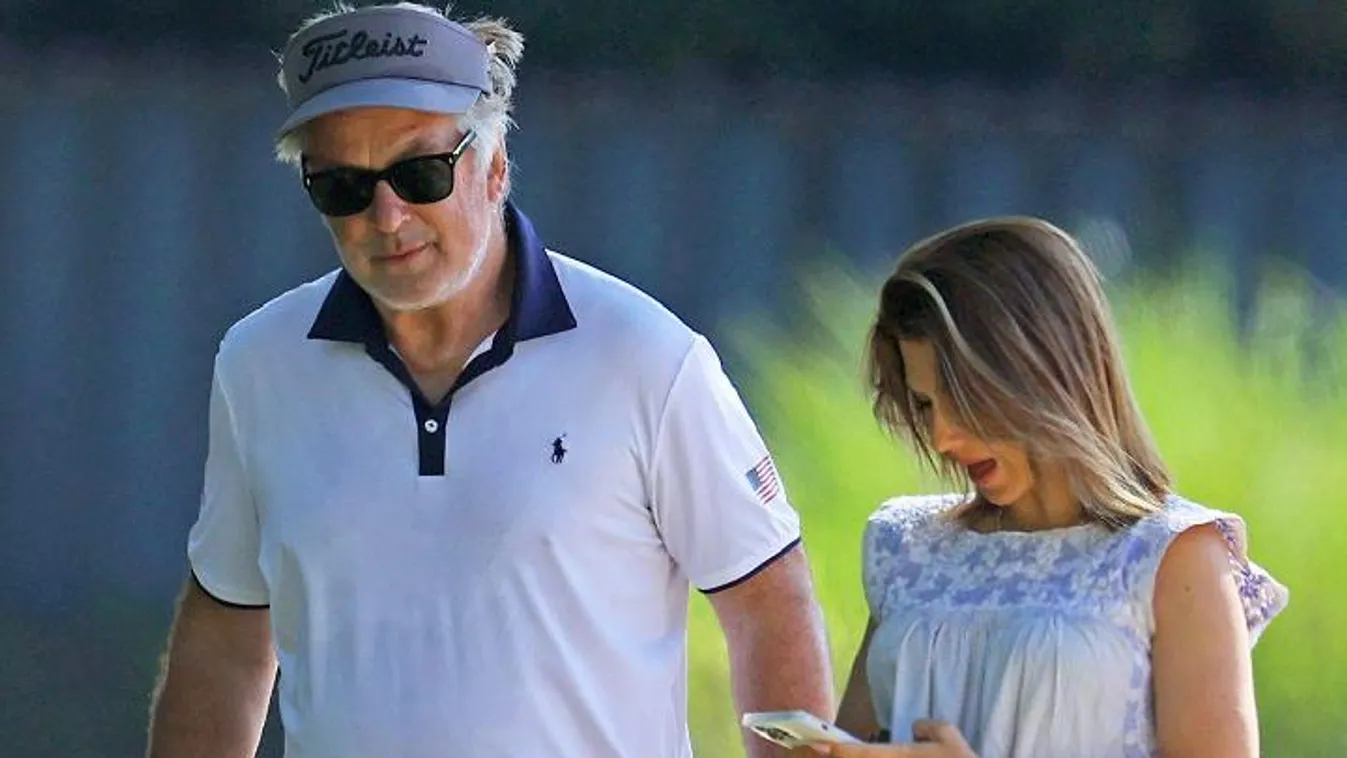 Lezser nyári ruhában, gömbölyödő pocakkal kapták lencsevégre Alec ...